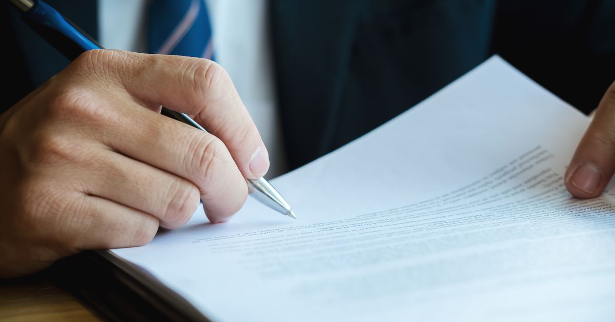 Surat Pengangkatan Karyawan: Arti, Isi, Manfaat, dan Contoh