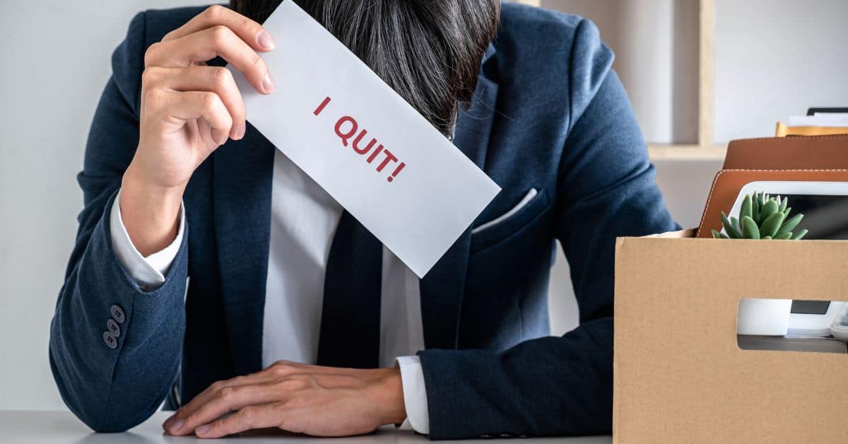 5 Tips Antisipasi Karyawan Resign di Awal Tahun: Wajib Terapkan! - GajiGesa 5 Tips Antisipasi Karyawan Resign di Awal Tahun: Wajib Terapkan! - GajiGesa