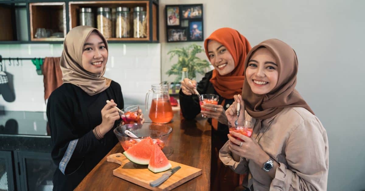 5 Tips Sukses untuk Menyiapkan Acara Buka Bersama di Kantor - GajiGesa